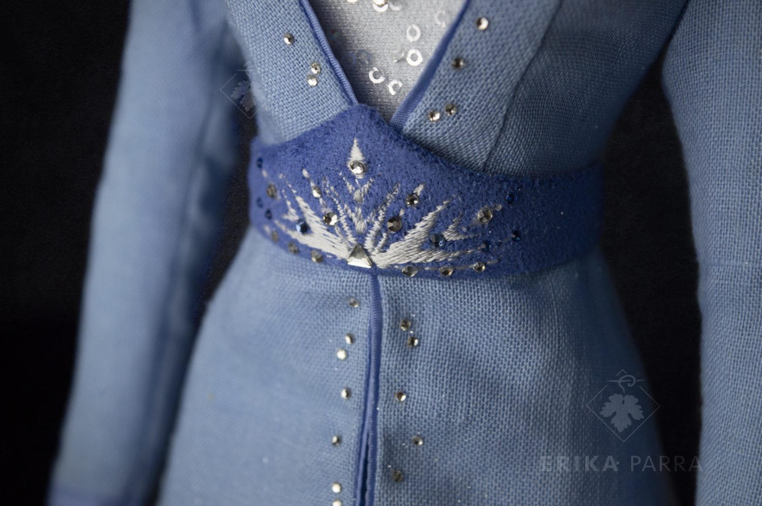 Elsa Travel Suit & Dark Sea outfit – Frozen 2 – Erika Parra